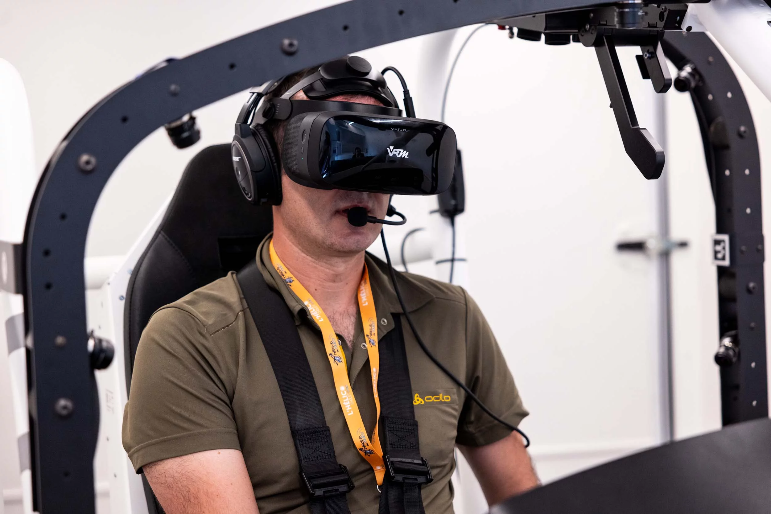 HÉLICO Cholet 2022 — Pilot Training with VR Simulators by Loft Dynamics
